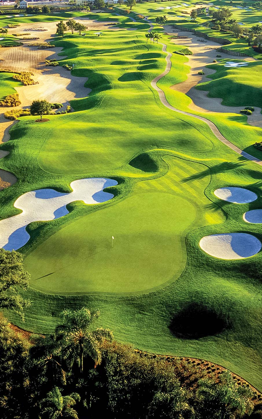 Reunion Resort Guide | from ExclusivePrivateVillas.com