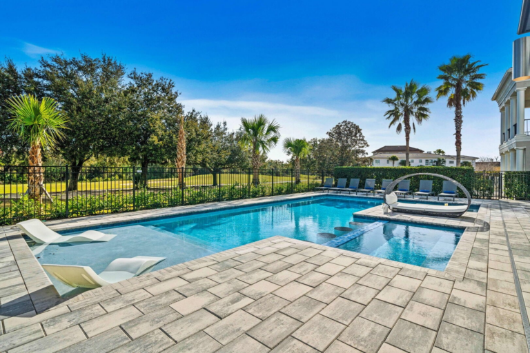 Best Villa Resort Near Disney World | Reunion Resort | Exclusive ...